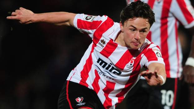 Dan Holman: Cheltenham Town striker joins Boreham Wood on loan - BBC Sport