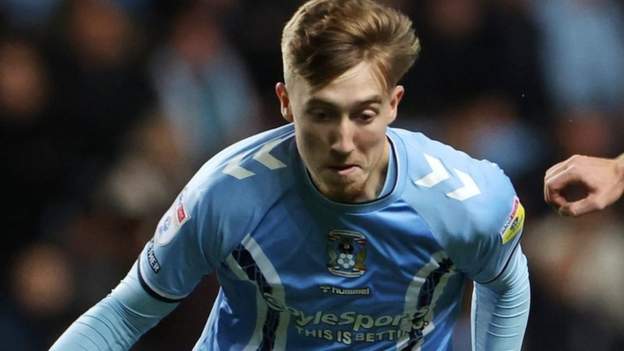 Josh Eccles: Coventry midfielder signs new four-year contract - BBC Sport