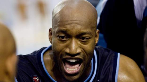 Sterling Davis: Glasgow Rocks part company with head coach - BBC Sport