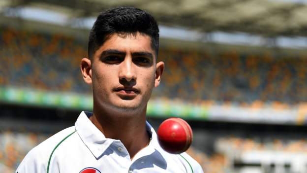 Australia v Pakistan: Naseem Shah, 16, to make Test debut - BBC Sport