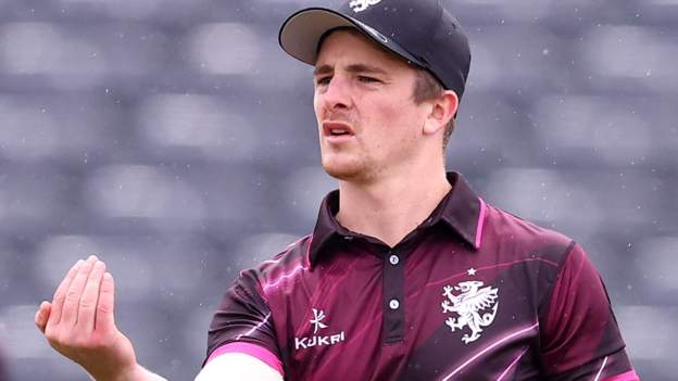 Tom Abell: Somerset club captain out with hamstring injury - BBC Sport