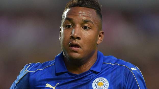 Liam Moore: Reading sign Leicester City centre-back - BBC Sport