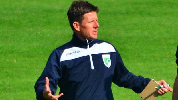 Steve Sharman reappointed as Guernsey football manager - BBC Sport