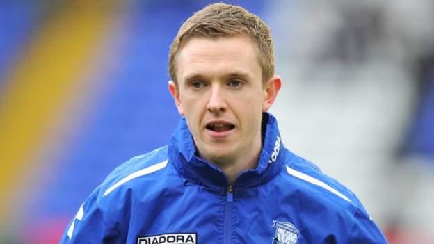 Shane Ferguson: Millwall sign Newcastle United defender on loan - BBC Sport