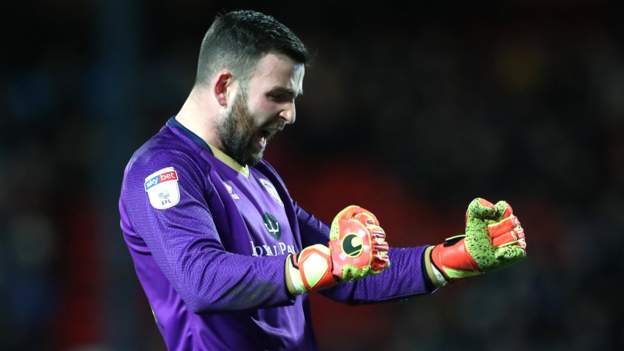 Liam Kelly: QPR goalkeeper joins Motherwell on loan - BBC Sport