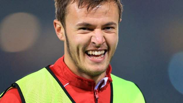 Dave Richards: Crewe sign ex-Bristol City goalkeeper - BBC Sport