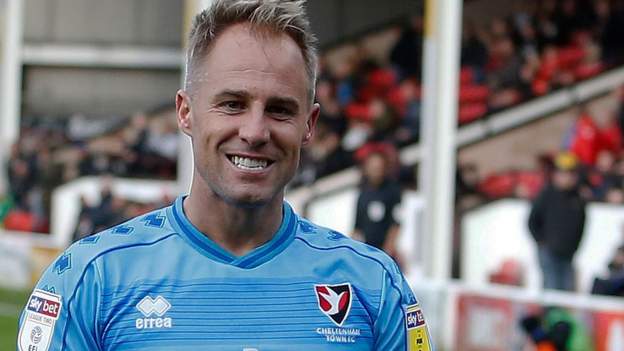 Cheltenham Town: Luke Varney among five released - BBC Sport