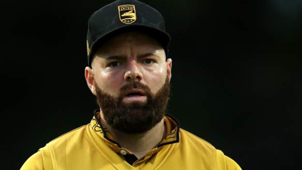 Arron Lilley: Leicestershire all-rounder agree three-year white-ball ...