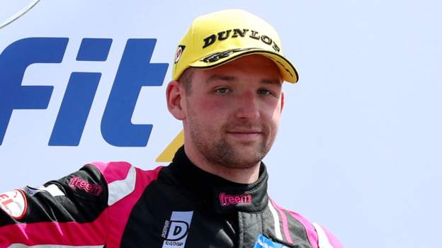 Chris Smiley secures return with Restart Racing - BBC Sport