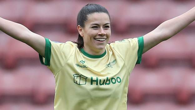Ffion Morgan: Wales international signs new two-year deal with Bristol ...