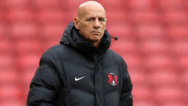 Alberto Cavasin: Leyton Orient 'not demonstrating quality' in League ...