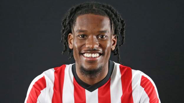 Pierre Ekwah: Sunderland sign West Ham United midfielder for ...