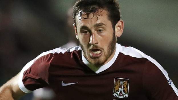Chesterfield sign midfielder Jak McCourt on two-year deal - BBC Sport