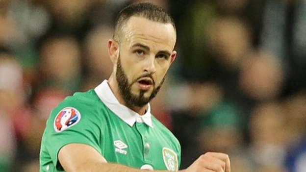 Euro 2016: Republic await news on Marc Wilson knee injury - BBC Sport