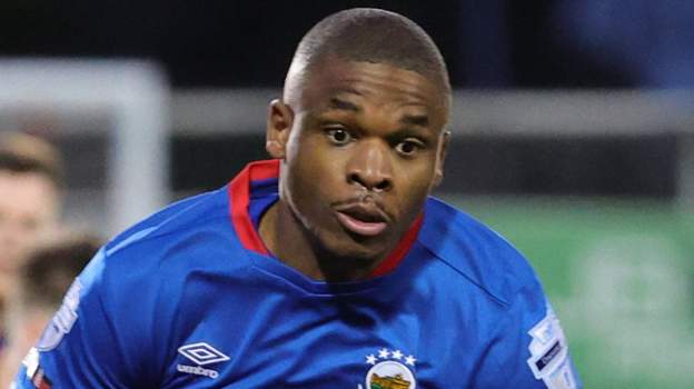 Champions League: Linfield defeated in first leg of qualifier - BBC Sport