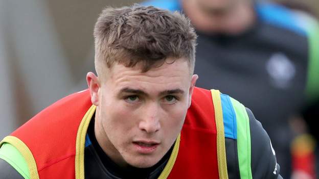 2018 Six Nations: Jordan Larmour is tipped to be new star of Irish ...