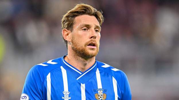 Ash Taylor: Bradford City sign Kilmarnock defender on two-year deal ...