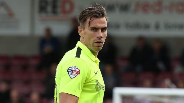 Andrew Boyce: Scunthorpe defender joins Notts County on loan - BBC Sport