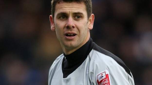 Glyn Garner: Former Wales goalkeeper joins Merthyr Town - BBC Sport