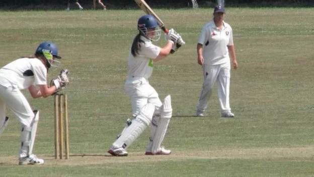 Women's Super League: Wales' Ffion Wynne hopes to star in T20 - BBC Sport