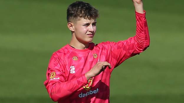 Archie Lenham: Teenage Sussex spinner signs first professional contract ...