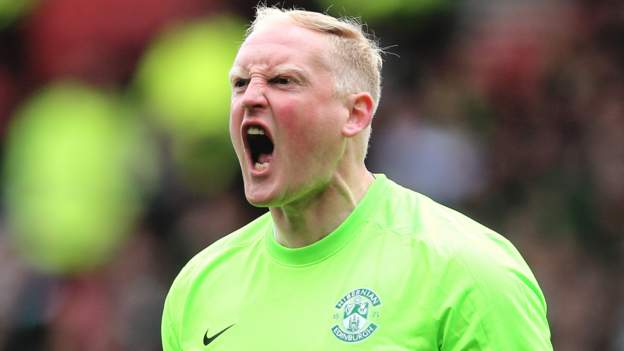 Conrad Logan: Mansfield Town sign goalkeeper from Rochdale - BBC Sport