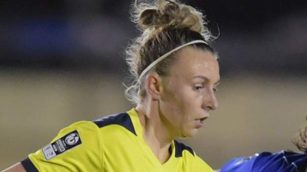 Hannah Short: Yeovil Town Ladies re-sign Oxford United defender - BBC Sport