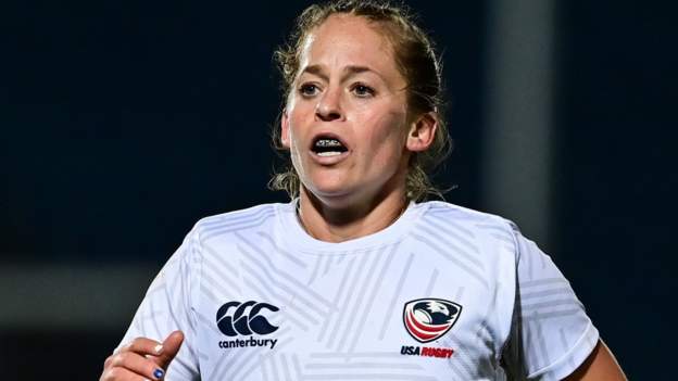 Megan Foster: Exeter Chiefs sign United States fly-half - BBC Sport