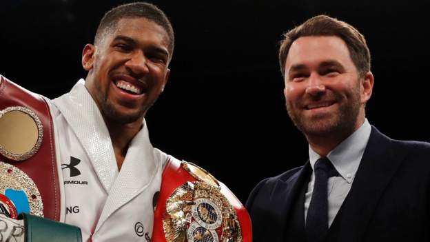 Eddie Hearn's Matchroom Boxing agrees $1bn US streaming deal - BBC Sport