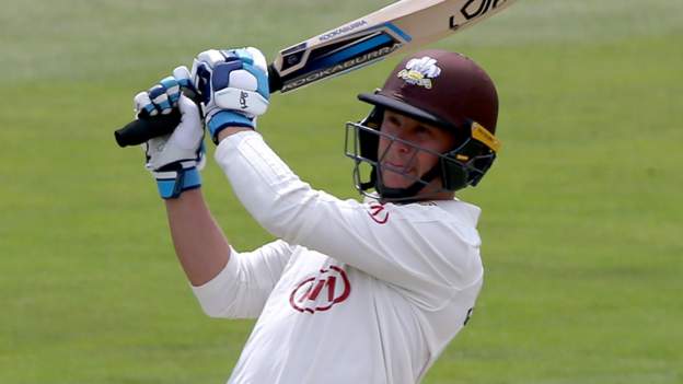 Scott Borthwick: Surrey all-rounder signs new contract - BBC Sport