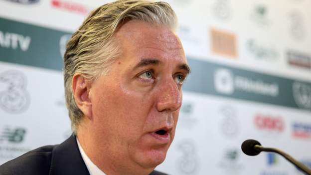Republic of Ireland: Delaney made 100,000 euro loan to FAI - BBC Sport