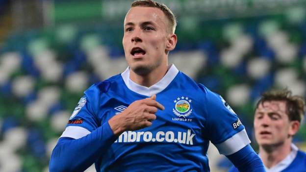 Irish Premiership: Linfield bounce back from Big Two defeat with late ...
