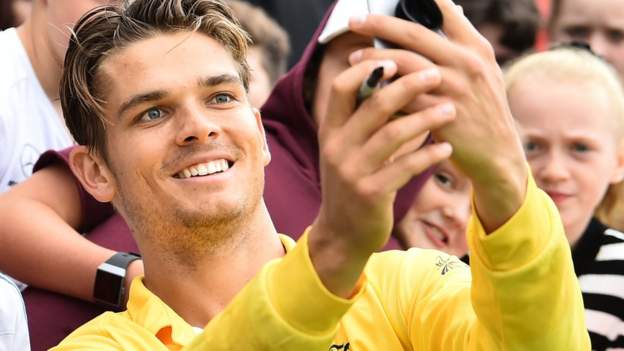 Chris Green: Two games on two continents 18 hours apart for Bears' new ...