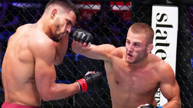 Oban Elliott: Welsh welterweight beats Kaik Brito to earn UFC contract ...