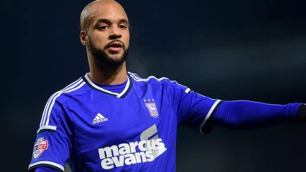 David McGoldrick: Ipswich Town striker signs new contract - BBC Sport