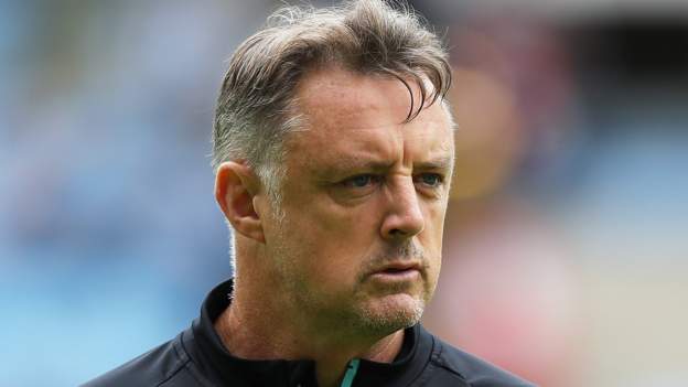 Danny Ward: Leicester City player can be a top keeper, says Wales coach ...