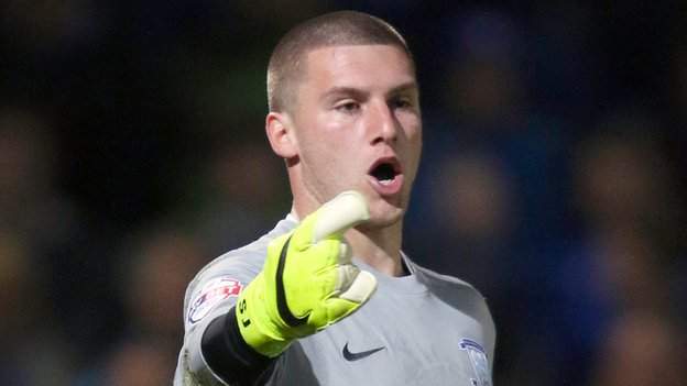 Sam Johnstone: Man Utd keeper returns to Preston on loan - BBC Sport