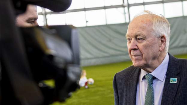 Scotland 'very close' to reaching major finals - Craig Brown - BBC Sport