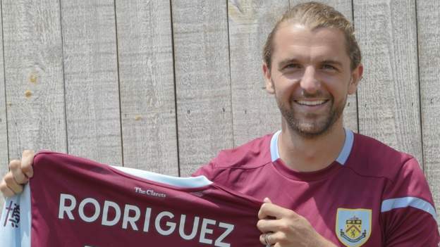 Jay Rodriguez: Burnley re-sign West Brom striker on two-year deal - BBC ...