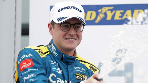 BTCC: Andrew Watson impresses with trophy on debut - BBC Sport