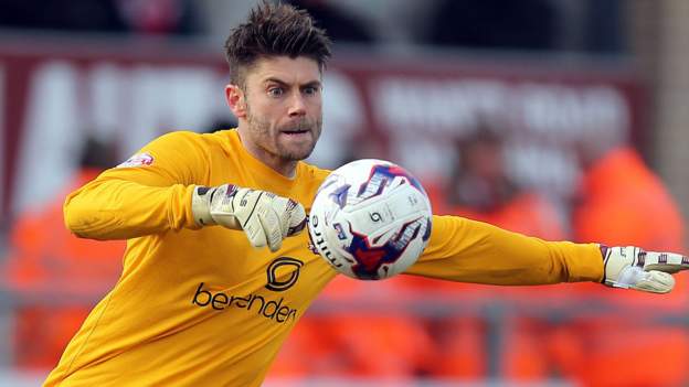 Scott Flinders: Macclesfield Town sign former York City goalkeeper on ...