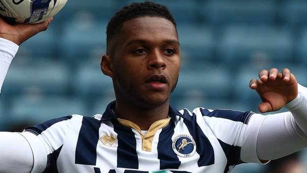 Mahlon Romeo: Millwall full-back signs contract extension at The Den ...
