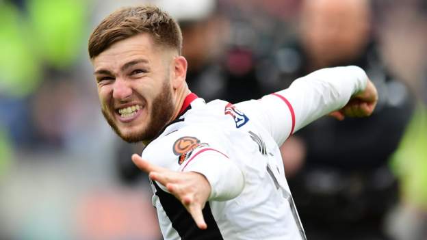 John McAtee: Luton Town sign Grimsby Town forward and loan him back to ...