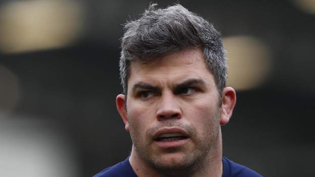 Jono Ross: Sale Sharks captain to retire at end of season - BBC Sport