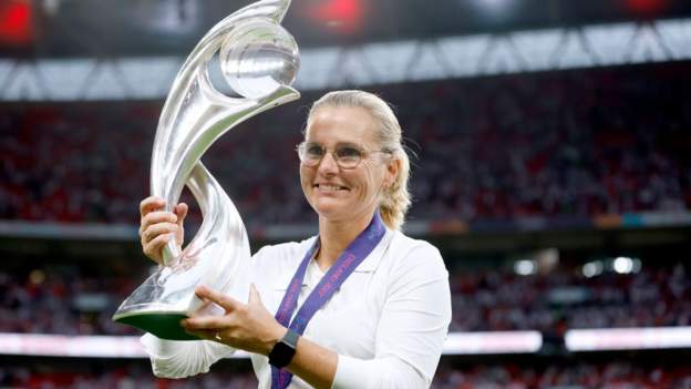 Sarina Wiegman: England manager wins Uefa women's Coach of the Year ...