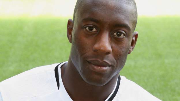 Kevin Austin: Former Swansea City defender dies aged 45 - BBC Sport