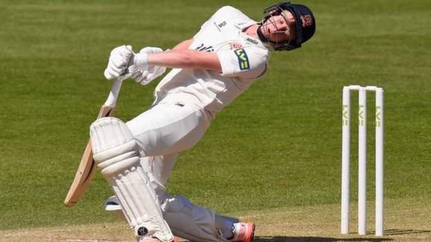 Callum Taylor: Essex and England Under-19 all-rounder signs deal - BBC ...