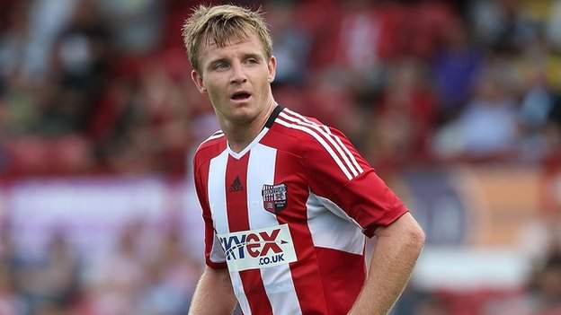 Millwall re-sign Tony Craig after release by Brentford - BBC Sport
