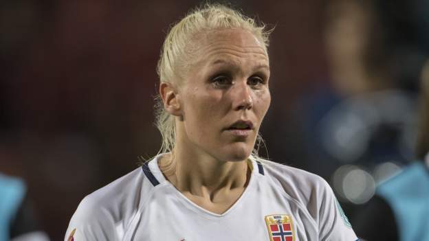 Maria Thorisdottir: Chelsea Ladies sign Norway defender - BBC Sport