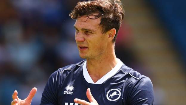 Jake Cooper: Millwall defender signs new 'long-term' contract - BBC Sport